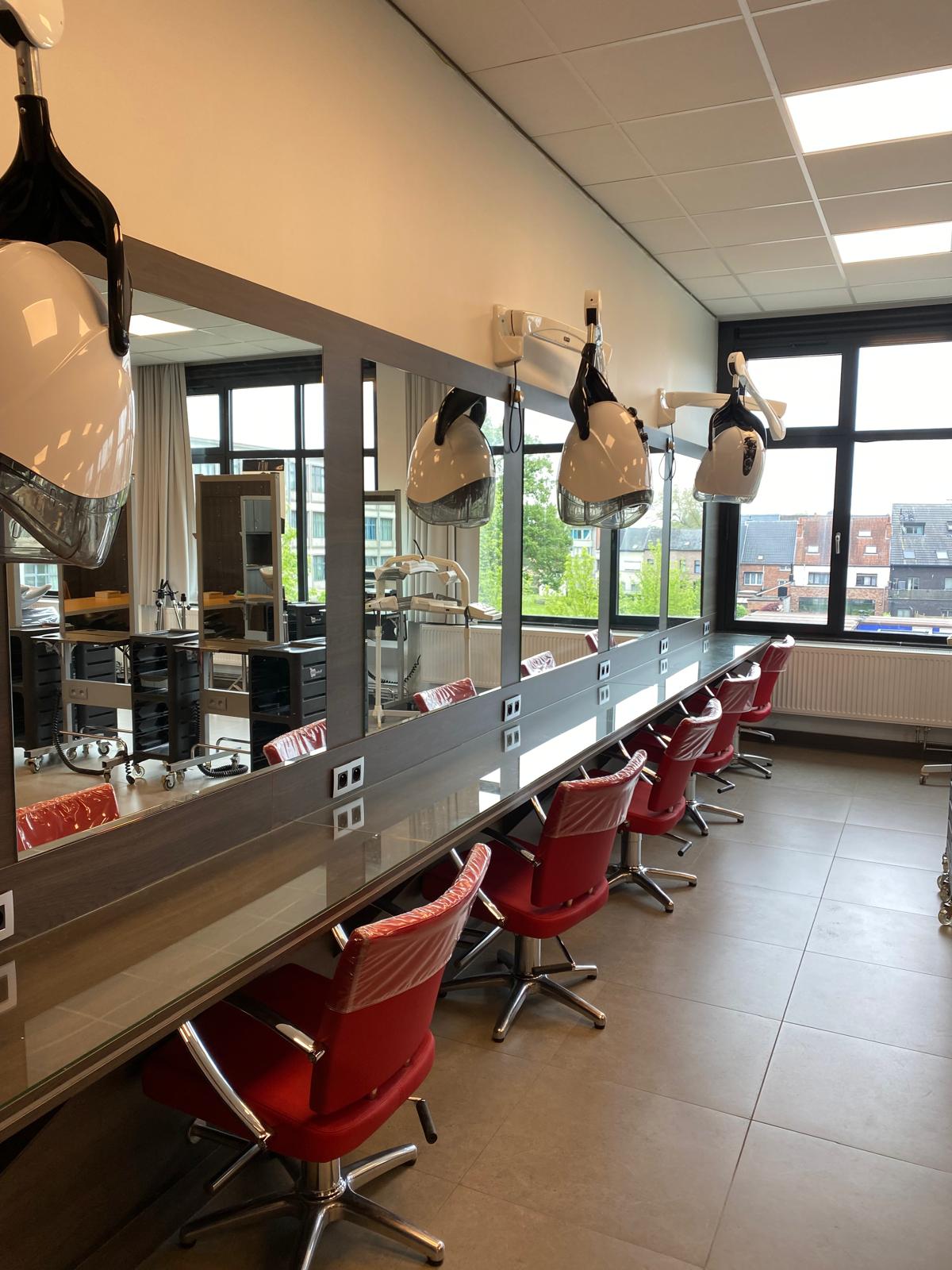 Opleiding haartooi - modules van de opleiding kapper - CVO Pro Aalst